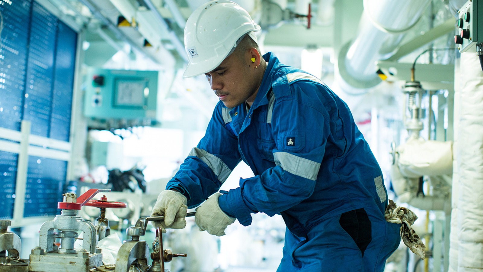 Onboard Ship Maintenance: Key Procedures & Best Practices