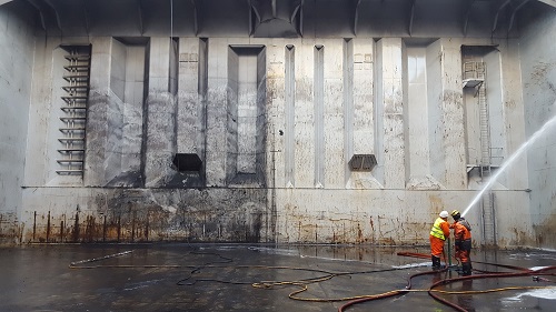 Complete Cargo Hold Cleaning